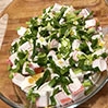 Sałatka krabowa - z paluszkami krabowymi surimi | Kwestia Smaku